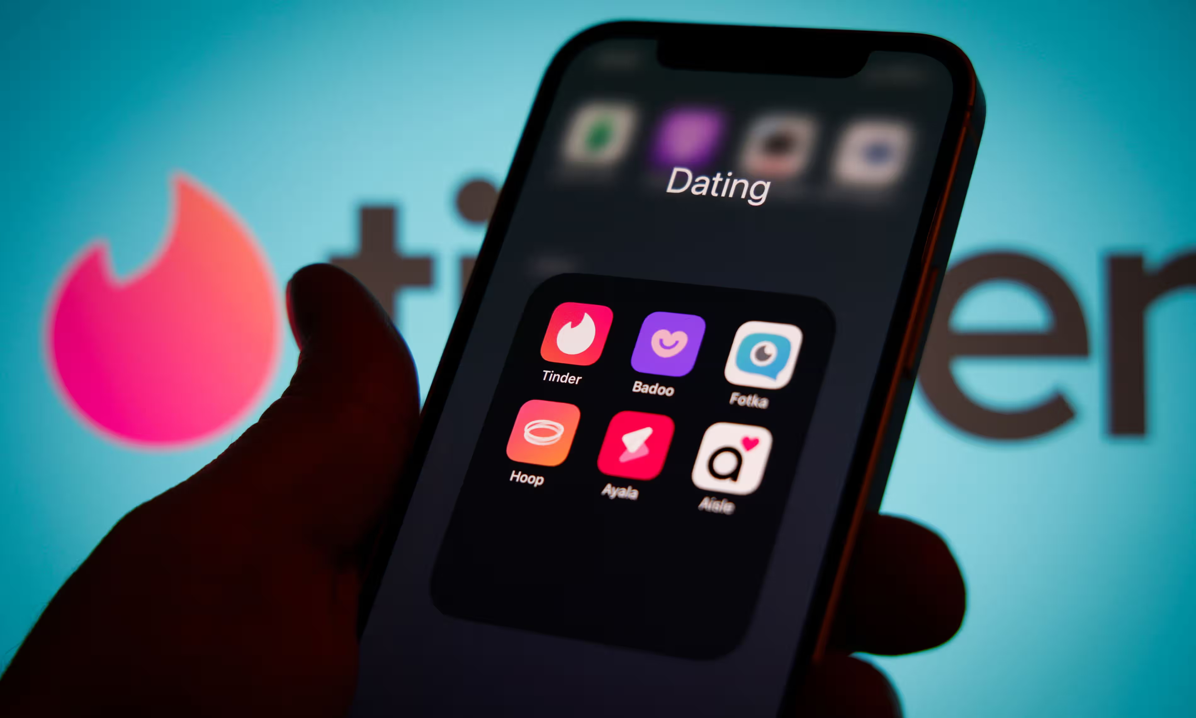 Report: How Dating App Chats Are Driving Users Away – Besedo